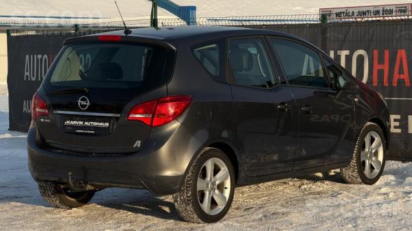 Grey Opel Meriva 2010 in Liepaja, with an engine capacity of 1.40 L and mileage of 220 thousand km for 3950 €, photo 4 on AUTOMOTO.COM.LV