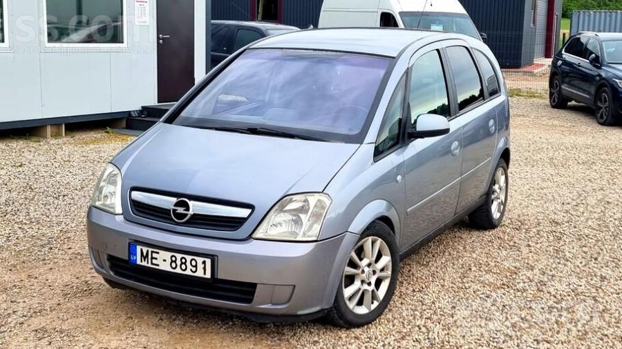Pelēks Opel Meriva 2010 Cēsis, ar dzinēja tilpumu 1.70 L un nobraukumu 429 tūkst. km par 1300 €, foto 1 vietnē AUTOMOTO.COM.LV