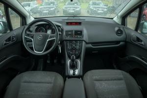 Pelēks Opel Meriva 2010 Rīga, ar dzinēja tilpumu 1.40 L un nobraukumu 220 tūkst. km par 4850 €, foto 24 vietnē AUTOMOTO.COM.LV