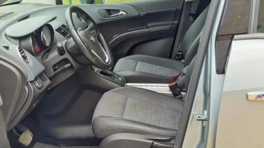 Grey Opel Meriva 2010 in Grobiņa, with an engine capacity of 1.70 L and mileage of 229 thousand km for 5500 €, photo 14 on AUTOMOTO.COM.LV