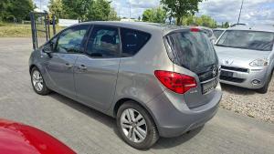 Pelēks Opel Meriva 2010 Kauņa, ar dzinēja tilpumu 1.30 L un nobraukumu 290 tūkst. km par 2900 €, foto 10 vietnē AUTOMOTO.COM.LV