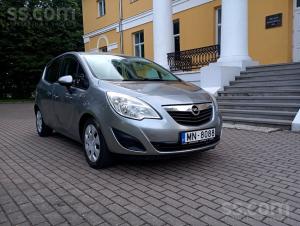 Grey Opel Meriva 2010 in Liepaja, with an engine capacity of 1.70 L and mileage of 298 thousand km for 3595 €, photo  on AUTOMOTO.COM.LV
