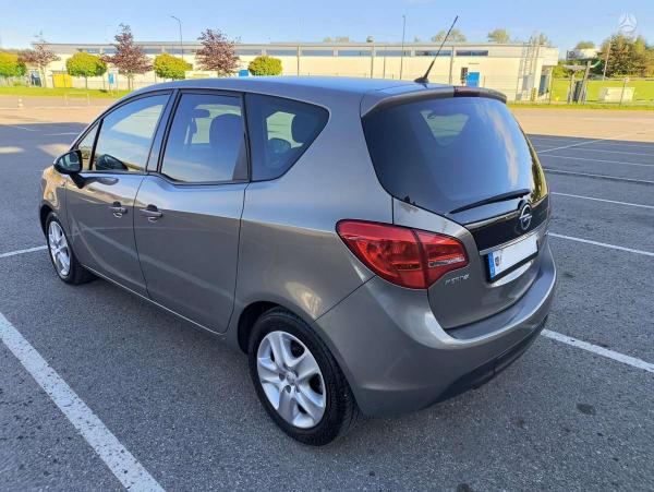 Pelēks Opel Meriva 2010 Viļņa, ar dzinēja tilpumu 1.69 L un nobraukumu 196 tūkst. km par 2950 €, foto 9 vietnē AUTOMOTO.COM.LV