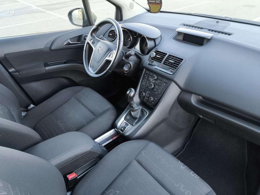 Grey Opel Meriva 2010 in Vilnius, with an engine capacity of 1.69 L and mileage of 196 thousand km for 2950 €, photo 14 on AUTOMOTO.COM.LV