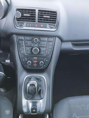 Grey Opel Meriva 2010 in Vilnius, with an engine capacity of 1.69 L and mileage of 196 thousand km for 2950 €, photo 25 on AUTOMOTO.COM.LV