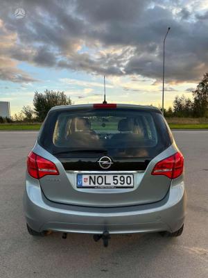 Pelēks Opel Meriva 2010 Šauļi, ar dzinēja tilpumu 1.40 L un nobraukumu 269 tūkst. km par 2500 €, foto 3 vietnē AUTOMOTO.COM.LV