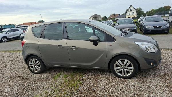 Pelēks Opel Meriva 2010 Kauņa, ar dzinēja tilpumu 1.30 L un nobraukumu 290 tūkst. km par 2750 €, foto 8 vietnē AUTOMOTO.COM.LV