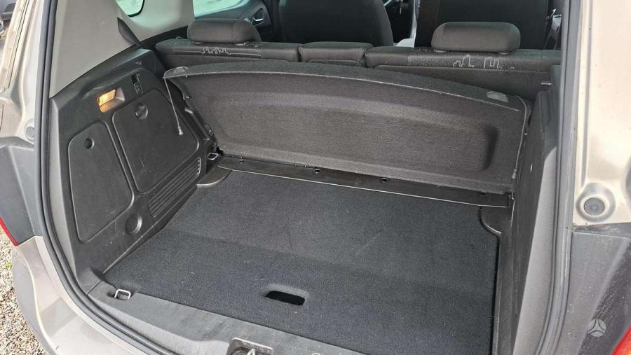 Pelēks Opel Meriva 2010 Kauņa, ar dzinēja tilpumu 1.30 L un nobraukumu 290 tūkst. km par 2750 €, foto 16 vietnē AUTOMOTO.COM.LV
