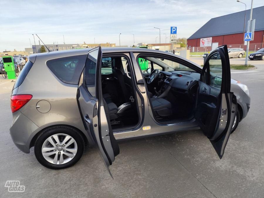 Grey Opel Meriva 2011 in Siauliai, with an engine capacity of 1.70 L and mileage of 180 thousand km for 3650 €, photo 6 on AUTOMOTO.COM.LV