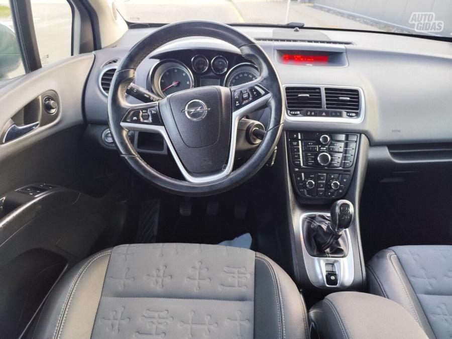 Grey Opel Meriva 2011 in Siauliai, with an engine capacity of 1.70 L and mileage of 180 thousand km for 3650 €, photo 12 on AUTOMOTO.COM.LV