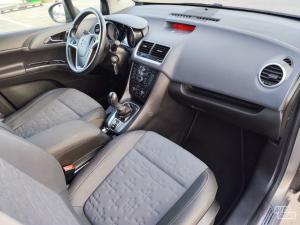 Grey Opel Meriva 2011 in Siauliai, with an engine capacity of 1.70 L and mileage of 180 thousand km for 3650 €, photo 16 on AUTOMOTO.COM.LV