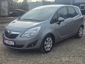 Pelēks Opel Meriva 2011 Rīga, ar dzinēja tilpumu 1.30 L un nobraukumu 124 tūkst. km par 2600 €, foto  vietnē AUTOMOTO.COM.LV