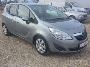 Pelēks Opel Meriva 2011 Rīga, ar dzinēja tilpumu 1.30 L un nobraukumu 124 tūkst. km par 2600 €, foto 4 vietnē AUTOMOTO.COM.LV
