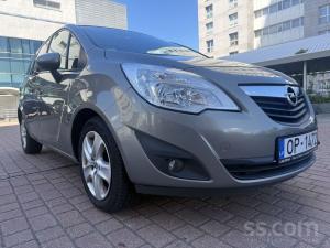 Pelēks Opel Meriva 2011 Rīga, ar dzinēja tilpumu 1.40 L un nobraukumu 0 tūkst. km par 5500 €, foto  vietnē AUTOMOTO.COM.LV