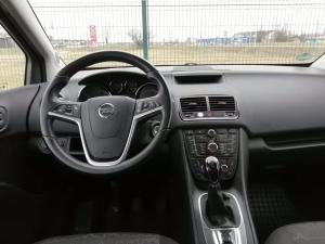 Grey Opel Meriva 2011 in Saldus, with an engine capacity of 1.40 L and mileage of 160 thousand km for 4900 €, photo 9 on AUTOMOTO.COM.LV