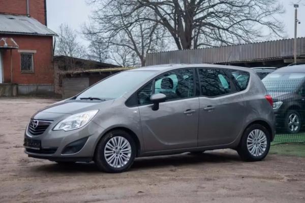 Pelēks Opel Meriva 2011 Grobiņa, ar dzinēja tilpumu 1.70 L un nobraukumu 234 tūkst. km par 4800 €, foto 3 vietnē AUTOMOTO.COM.LV