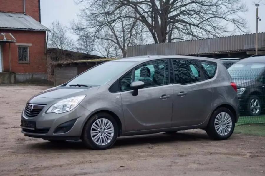 Pelēks Opel Meriva 2011 Grobiņa, ar dzinēja tilpumu 1.70 L un nobraukumu 234 tūkst. km par 4800 €, foto 4 vietnē AUTOMOTO.COM.LV