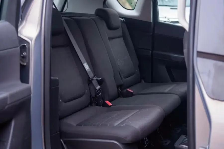 Pelēks Opel Meriva 2011 Grobiņa, ar dzinēja tilpumu 1.70 L un nobraukumu 234 tūkst. km par 4800 €, foto 13 vietnē AUTOMOTO.COM.LV
