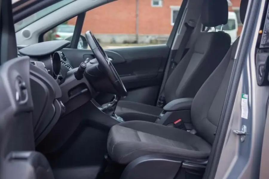 Pelēks Opel Meriva 2011 Grobiņa, ar dzinēja tilpumu 1.70 L un nobraukumu 234 tūkst. km par 4800 €, foto 15 vietnē AUTOMOTO.COM.LV