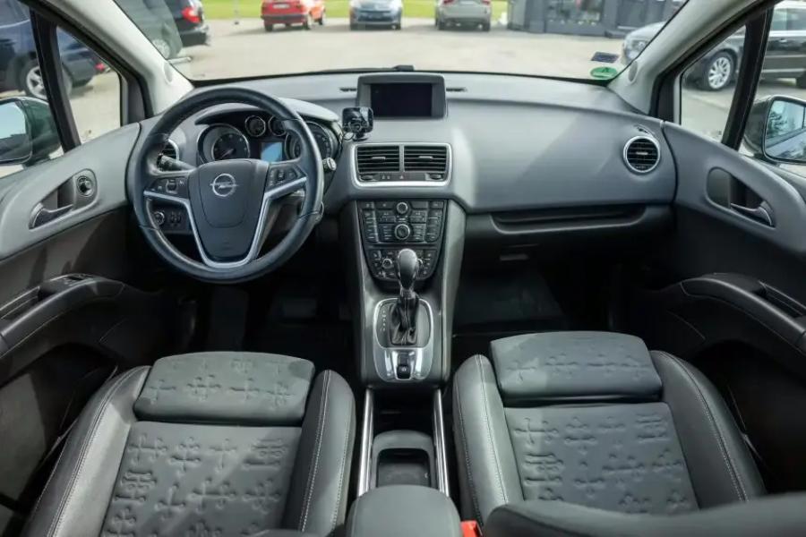 Pelēks Opel Meriva 2011 Liepāja, ar dzinēja tilpumu 1.70 L un nobraukumu 143 tūkst. km par 6800 €, foto 8 vietnē AUTOMOTO.COM.LV