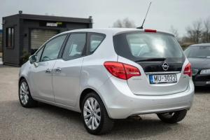Pelēks Opel Meriva 2011 Liepāja, ar dzinēja tilpumu 1.70 L un nobraukumu 195 tūkst. km par 6100 €, foto 3 vietnē AUTOMOTO.COM.LV