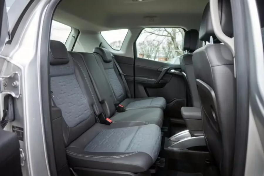 Pelēks Opel Meriva 2011 Liepāja, ar dzinēja tilpumu 1.70 L un nobraukumu 195 tūkst. km par 6100 €, foto 12 vietnē AUTOMOTO.COM.LV