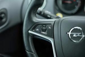 Pelēks Opel Meriva 2011 Liepāja, ar dzinēja tilpumu 1.70 L un nobraukumu 195 tūkst. km par 6100 €, foto 19 vietnē AUTOMOTO.COM.LV