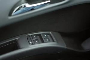 Pelēks Opel Meriva 2011 Liepāja, ar dzinēja tilpumu 1.70 L un nobraukumu 195 tūkst. km par 6100 €, foto 22 vietnē AUTOMOTO.COM.LV