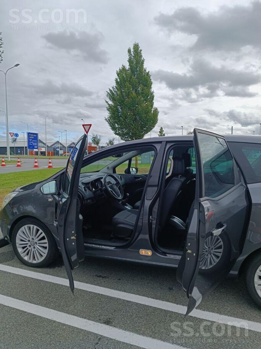 Pelēks Opel Meriva 2011 Rīga, ar dzinēja tilpumu 1.70 L un nobraukumu 166 tūkst. km par 4850 €, foto 5 vietnē AUTOMOTO.COM.LV
