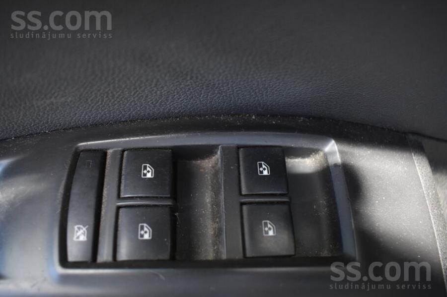 Pelēks Opel Meriva 2011 Talsi, ar dzinēja tilpumu 1.70 L un nobraukumu 372 tūkst. km par 1400 €, foto 11 vietnē AUTOMOTO.COM.LV