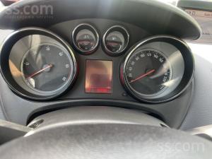 Серый Опель Мерива 2011 в Салдус, объемом двигателя 1.70 л и пробегом 192 тыс. км за 3990 €, фото 12 на AUTOMOTO.COM.LV