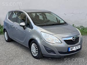 Pelēks Opel Meriva 2011 Rīga, ar dzinēja tilpumu 1.40 L un nobraukumu 251 tūkst. km par 3290 €, foto  vietnē AUTOMOTO.COM.LV