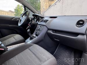 Pelēks Opel Meriva 2011 Rīga, ar dzinēja tilpumu 1.40 L un nobraukumu 251 tūkst. km par 3290 €, foto 10 vietnē AUTOMOTO.COM.LV
