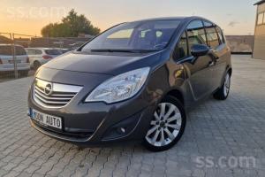 Grey Opel Meriva 2011 in Liepaja, with an engine capacity of 1.40 L and mileage of 194 thousand km for 4490 €, photo  on AUTOMOTO.COM.LV
