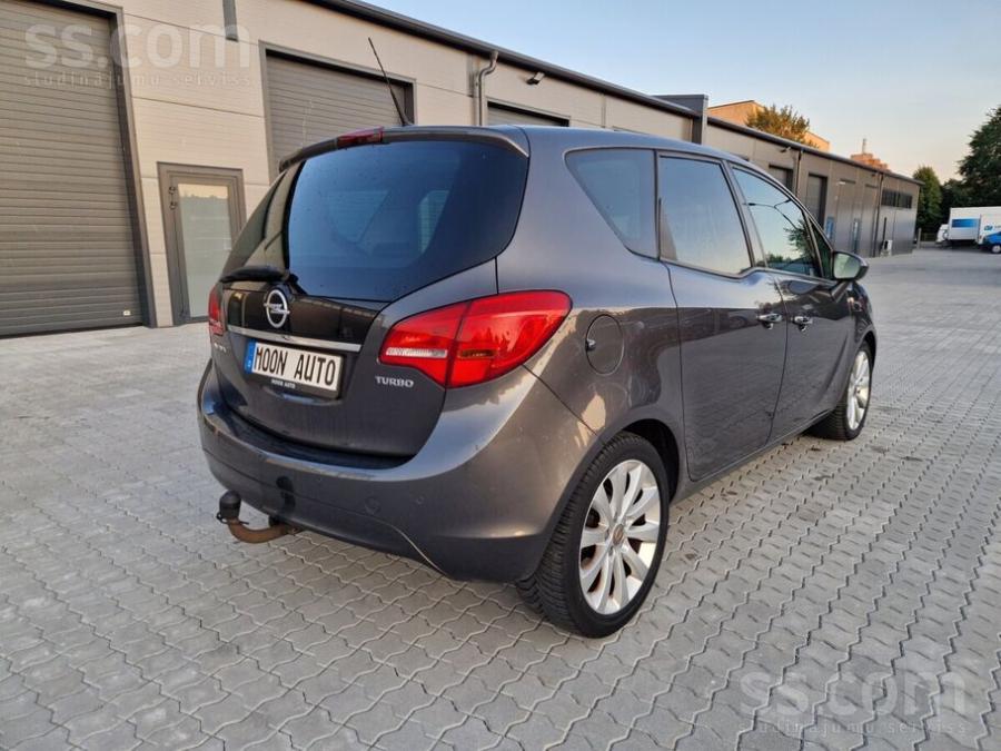 Grey Opel Meriva 2011 in Liepaja, with an engine capacity of 1.40 L and mileage of 194 thousand km for 4490 €, photo 5 on AUTOMOTO.COM.LV