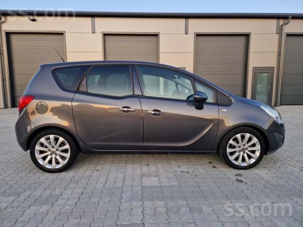 Pelēks Opel Meriva 2011 Liepāja, ar dzinēja tilpumu 1.40 L un nobraukumu 194 tūkst. km par 4490 €, foto 7 vietnē AUTOMOTO.COM.LV