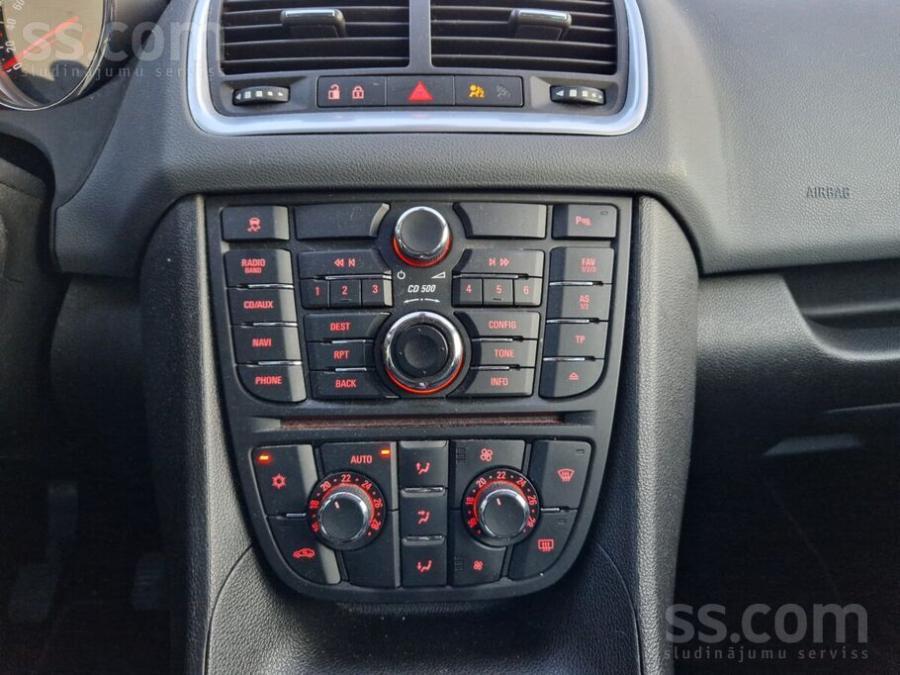 Grey Opel Meriva 2011 in Liepaja, with an engine capacity of 1.40 L and mileage of 194 thousand km for 4490 €, photo 17 on AUTOMOTO.COM.LV