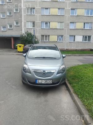 Grey Opel Meriva 2011 in Riga, with an engine capacity of 1.70 L and mileage of 242 thousand km for 2700 €, photo  on AUTOMOTO.COM.LV