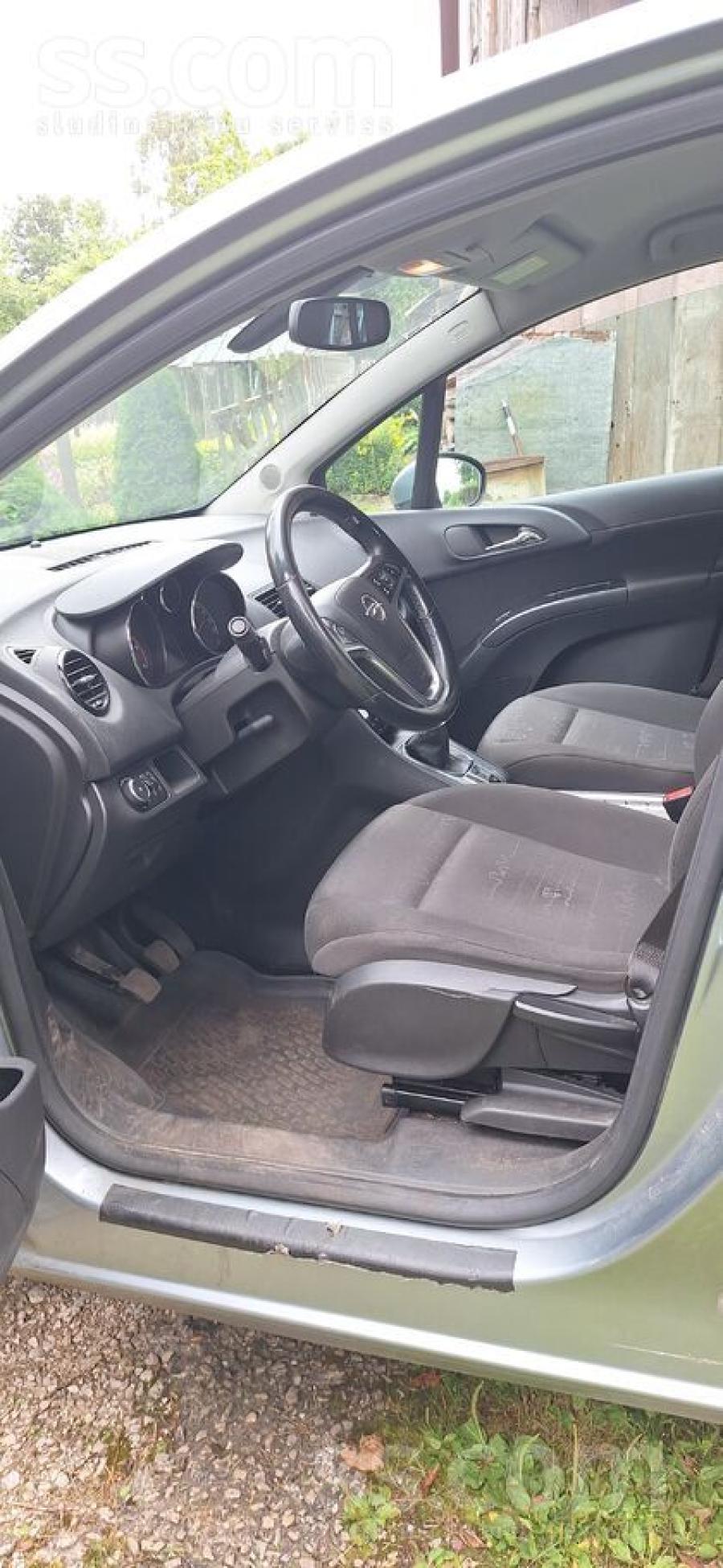 Pelēks Opel Meriva 2011 Ventspils, ar dzinēja tilpumu 1.70 L un nobraukumu 207 tūkst. km par 1100 €, foto 7 vietnē AUTOMOTO.COM.LV