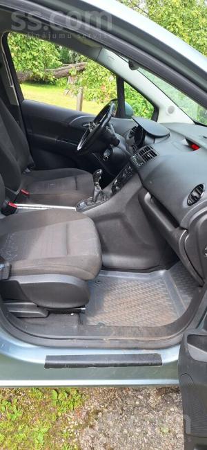 Pelēks Opel Meriva 2011 Ventspils, ar dzinēja tilpumu 1.70 L un nobraukumu 207 tūkst. km par 1100 €, foto 9 vietnē AUTOMOTO.COM.LV