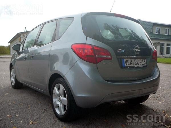 Pelēks Opel Meriva 2011 Cēsis, ar dzinēja tilpumu 1.40 L un nobraukumu 0 tūkst. km par 4490 €, foto 5 vietnē AUTOMOTO.COM.LV