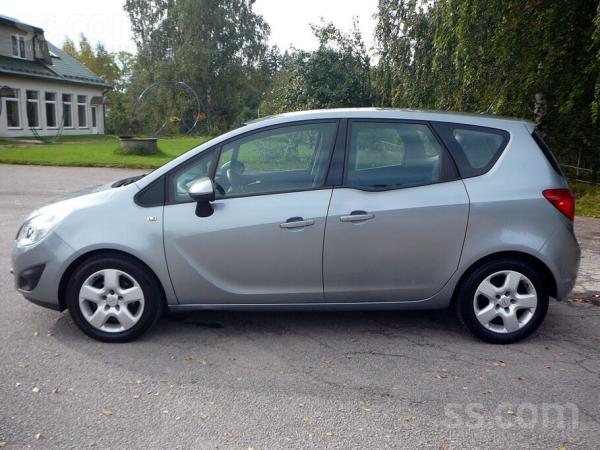 Pelēks Opel Meriva 2011 Cēsis, ar dzinēja tilpumu 1.40 L un nobraukumu 0 tūkst. km par 4490 €, foto 9 vietnē AUTOMOTO.COM.LV