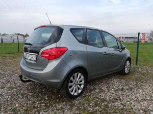 Grey Opel Meriva 2011 in Saldus, with an engine capacity of 1.40 L and mileage of 74 thousand km for 4999 €, photo 3 on AUTOMOTO.COM.LV