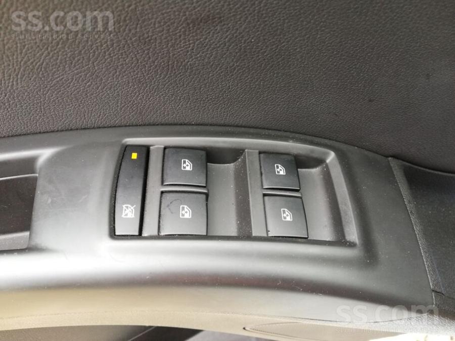 Grey Opel Meriva 2011 in Saldus, with an engine capacity of 1.40 L and mileage of 74 thousand km for 4999 €, photo 21 on AUTOMOTO.COM.LV