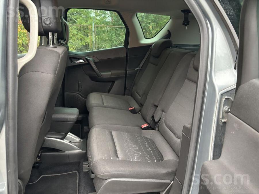 Pelēks Opel Meriva 2011 Ogre, ar dzinēja tilpumu 1.40 L un nobraukumu 174 tūkst. km par 4200 €, foto 16 vietnē AUTOMOTO.COM.LV