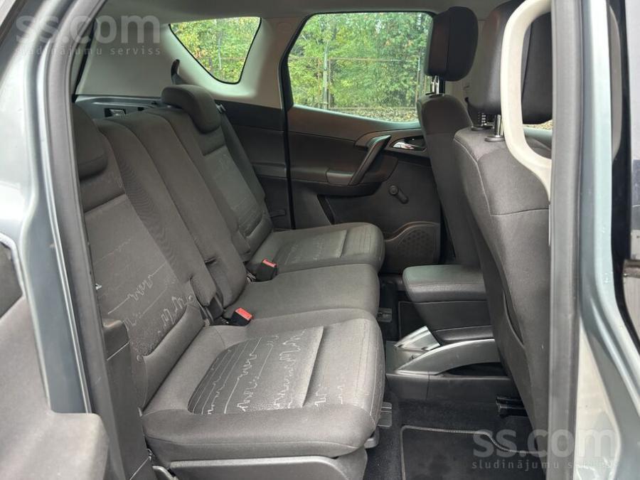Pelēks Opel Meriva 2011 Ogre, ar dzinēja tilpumu 1.40 L un nobraukumu 174 tūkst. km par 4200 €, foto 17 vietnē AUTOMOTO.COM.LV