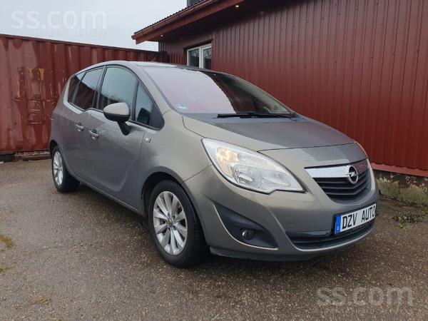Pelēks Opel Meriva 2012 Liepāja, ar dzinēja tilpumu 1.40 L un nobraukumu 235 tūkst. km par 5950 €, foto 1 vietnē AUTOMOTO.COM.LV