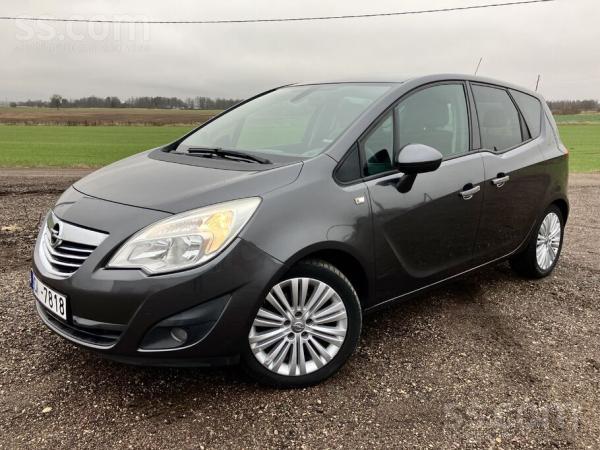 Pelēks Opel Meriva 2012 Talsi, ar dzinēja tilpumu 1.70 L un nobraukumu 272 tūkst. km par 5500 €, foto 7 vietnē AUTOMOTO.COM.LV