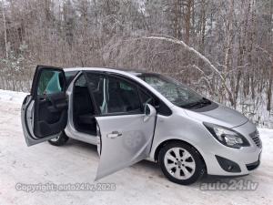 Grey Opel Meriva 2012 in Tallinn, with an engine capacity of 1.70 L and mileage of 216 thousand km for 4490 €, photo 3 on AUTOMOTO.COM.LV