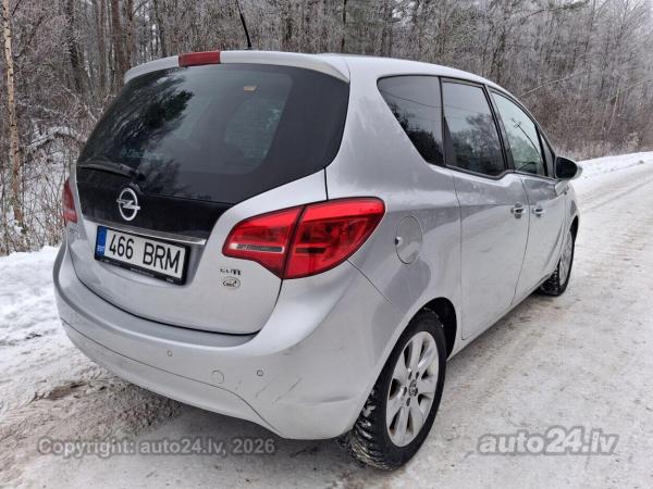 Pelēks Opel Meriva 2012 Tallina, ar dzinēja tilpumu 1.70 L un nobraukumu 216 tūkst. km par 4490 €, foto 10 vietnē AUTOMOTO.COM.LV
